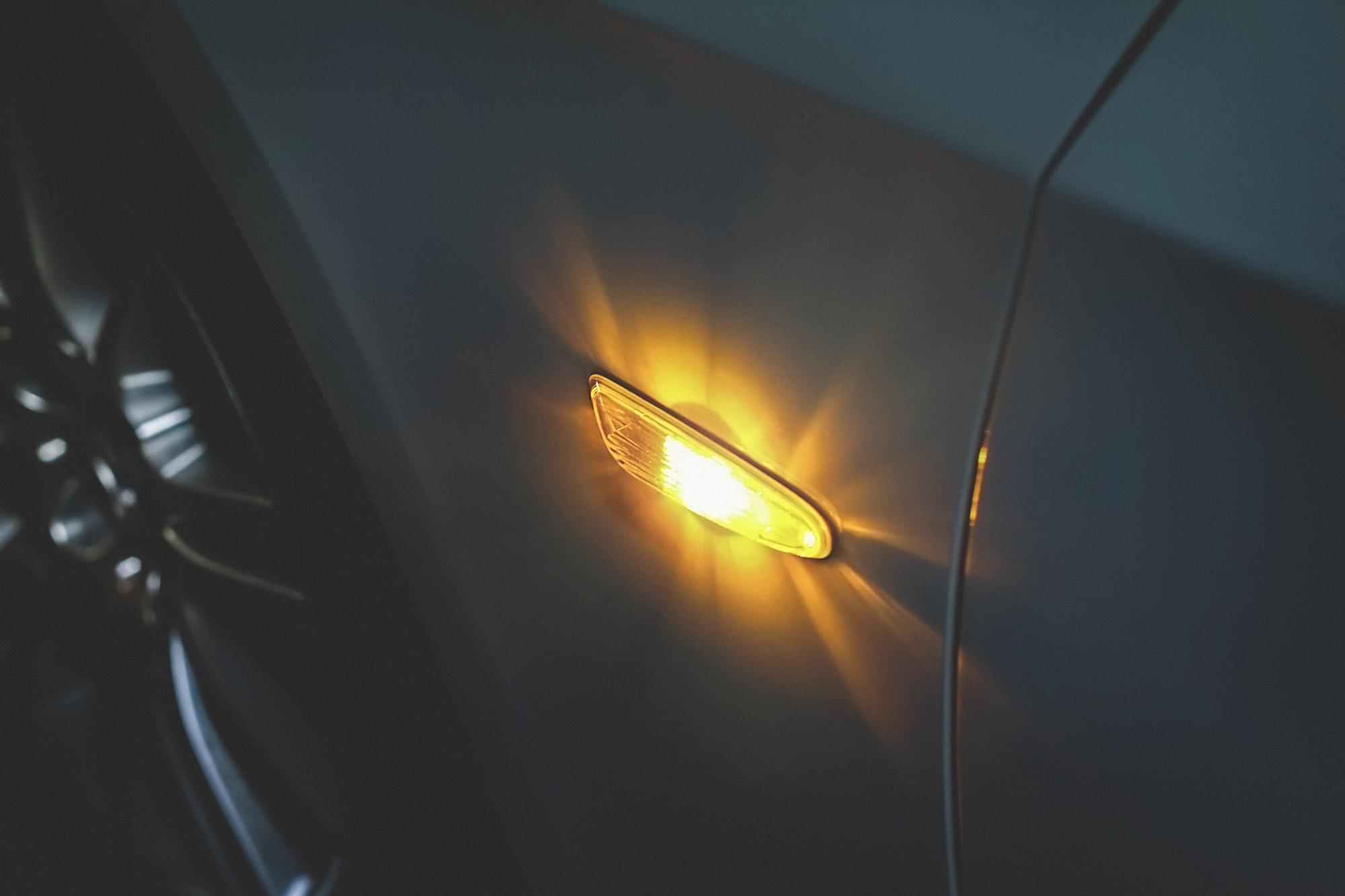 Comment se servir des clignotants ? - Blog de Muchpneu.fr